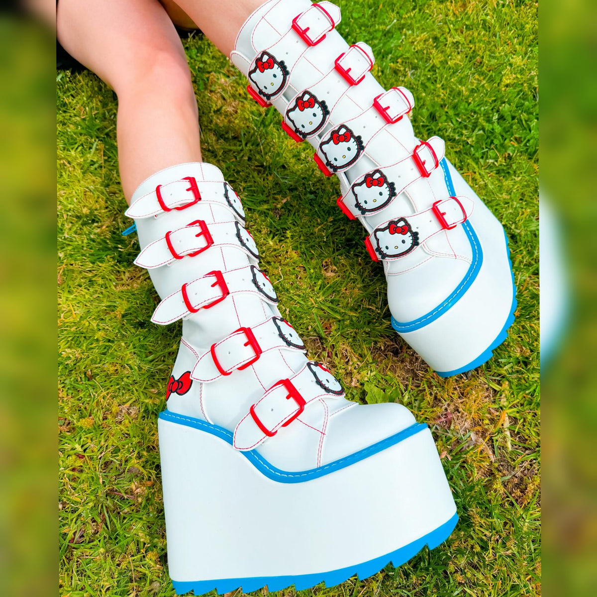 DUNE HELLO KITTY Boots By YRU | 6%DOKIDOKI WORLDWIDE WEB SHOP
